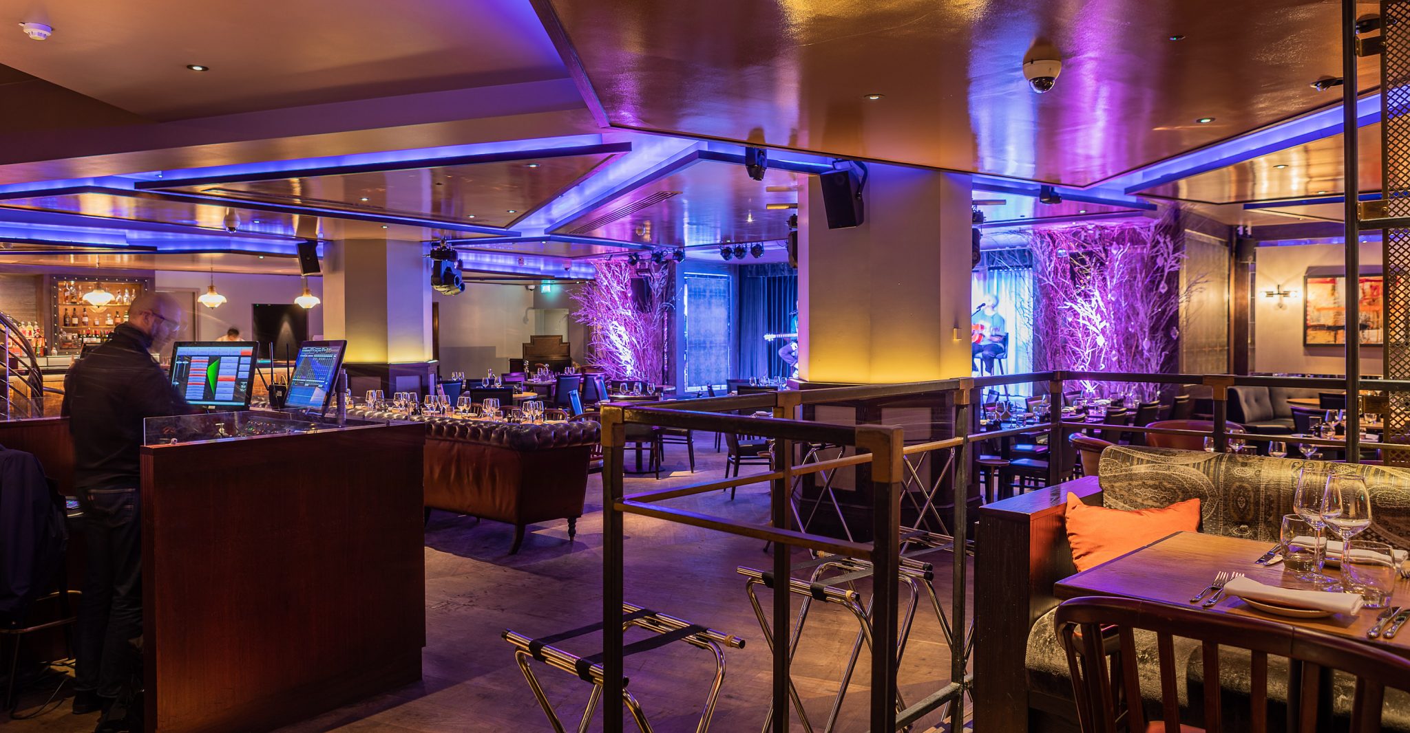 100 Wardour Street - Creating The Perfect Audio Cocktail For Stylish ...